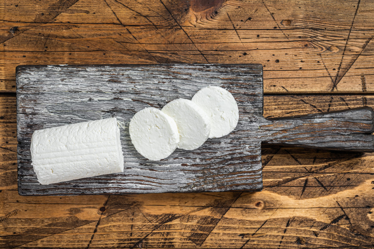 The Secret to Making Cheese from Goat's Milk (Without Electricity ...